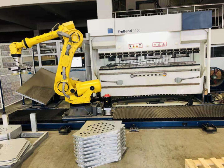 Application of robot in CNC hydraulic bending machine cnc press brake ...